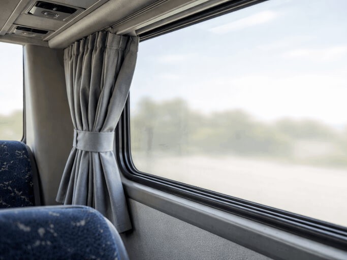 Lincoln Charter Bus & Minibus Rental | Lincoln Charter Bus Services